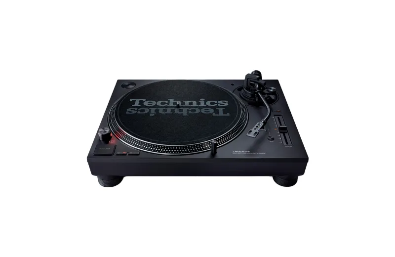 Technics SL-1210 MK7 Direct Drive Motor DJ Turntable
